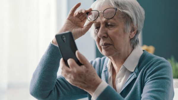 Weird Vision Problems and Early Alzheimer’s: What to Know